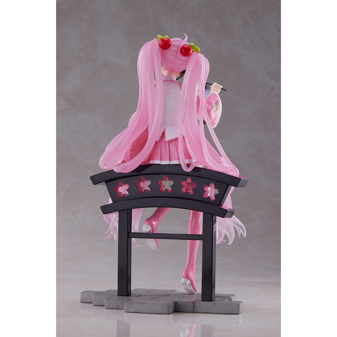 taito hatsune miku sakura miku amp prize figure pink